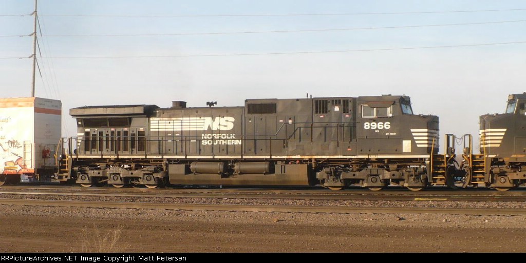 NS 8966